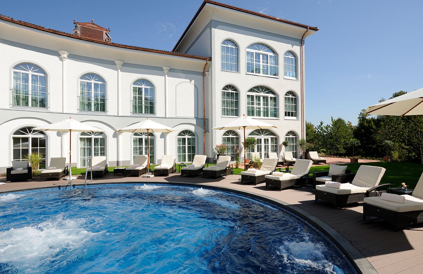 ISG-Blockade: Wie entstehen Schmerzen im Iliosakralgelenk & Übungen zum ...