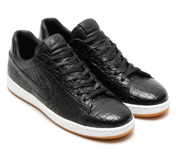 Nike Tennis Classic Ultra Croc Skin in All-White und All-Black | SPORTS ...