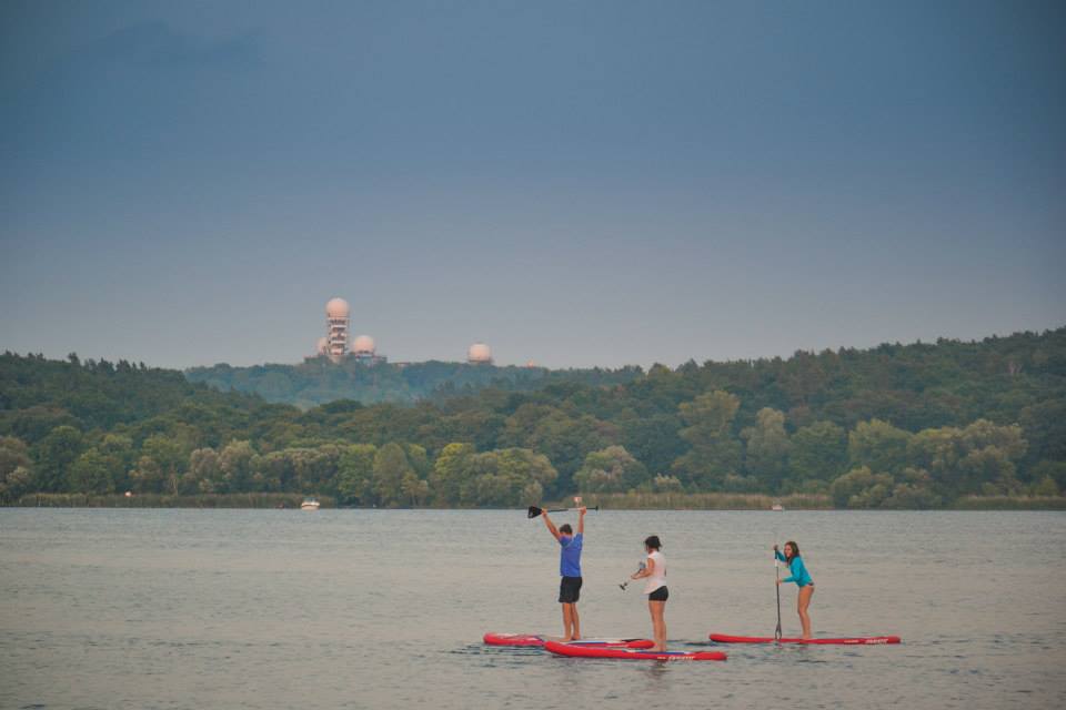 Das Fabletics SUP Event brachte das Urlaubsfeeling nach Berlin | SPORTS ...