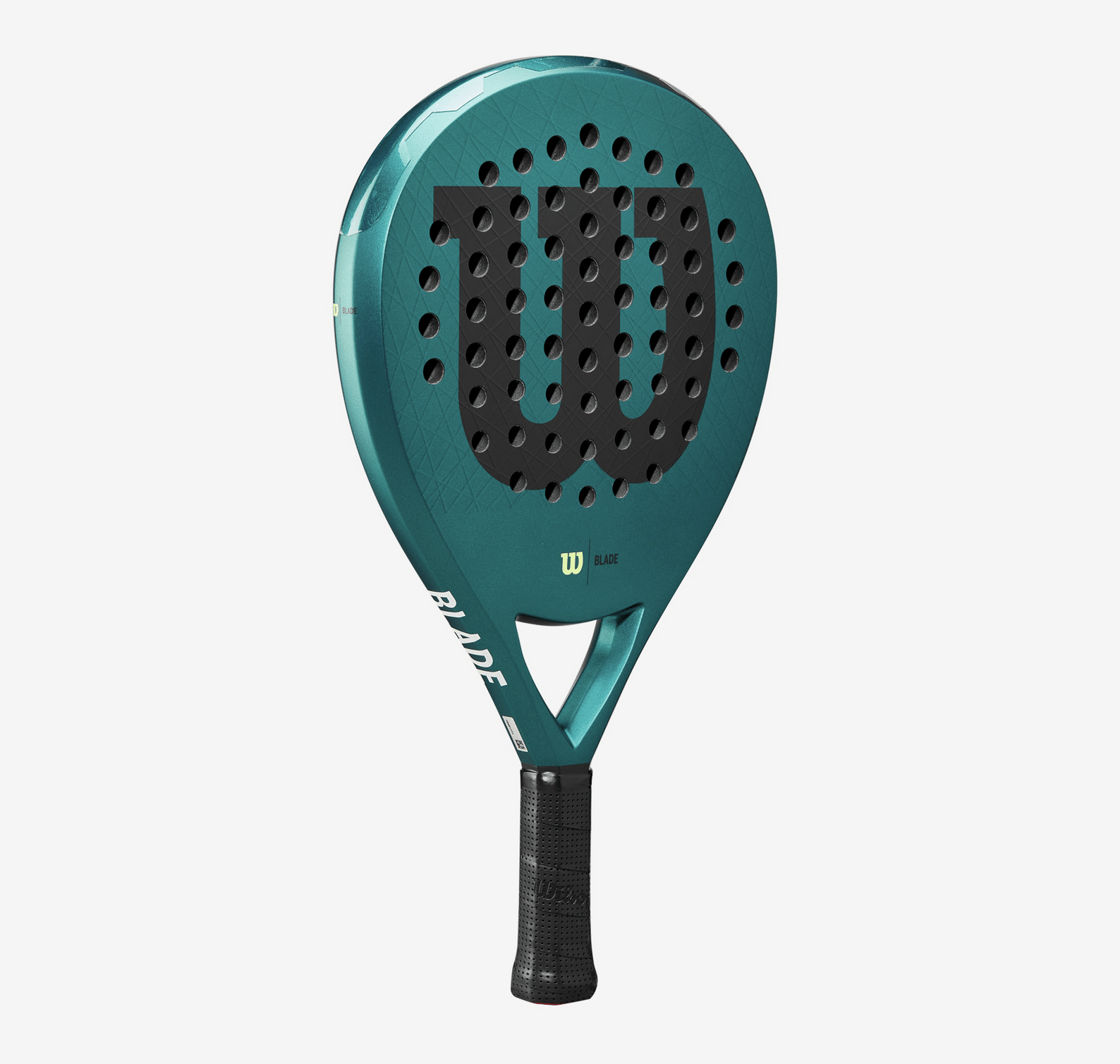 Padel Schläger Test: So performt der Wilson Blade V3 auf dem Padel ...